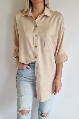 Koszula Stacy z kieszonką zapinana na guziki oversize pudrowy róż Moom Wear